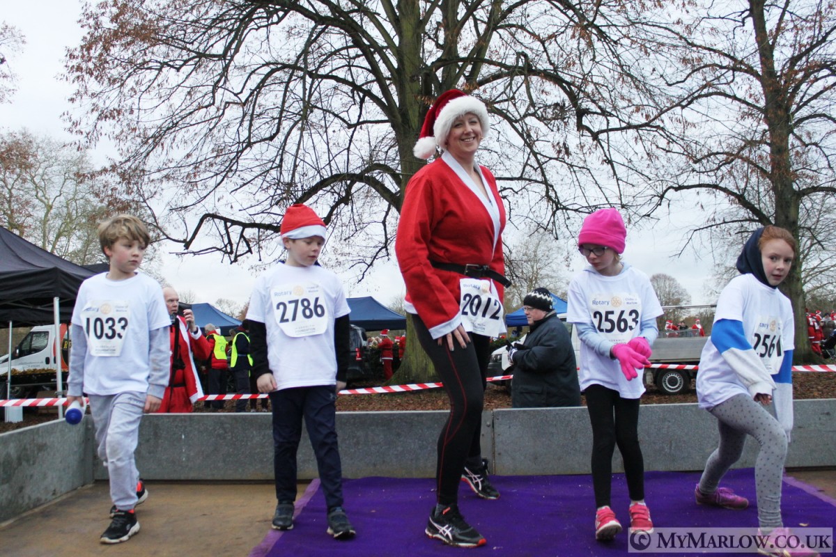 GALLERY: Santa Fun Run 2019 - My Marlow